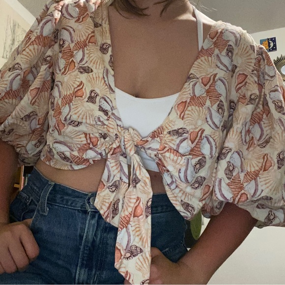 Urban Outfitters | Tops | Uo Seashell Pattern Top | Poshmark